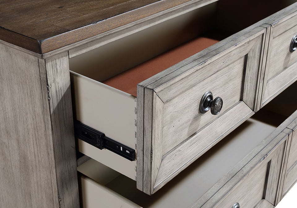 NC-B2114-CASE-CLOSEUP1 - Evansville Overstock Warehouse